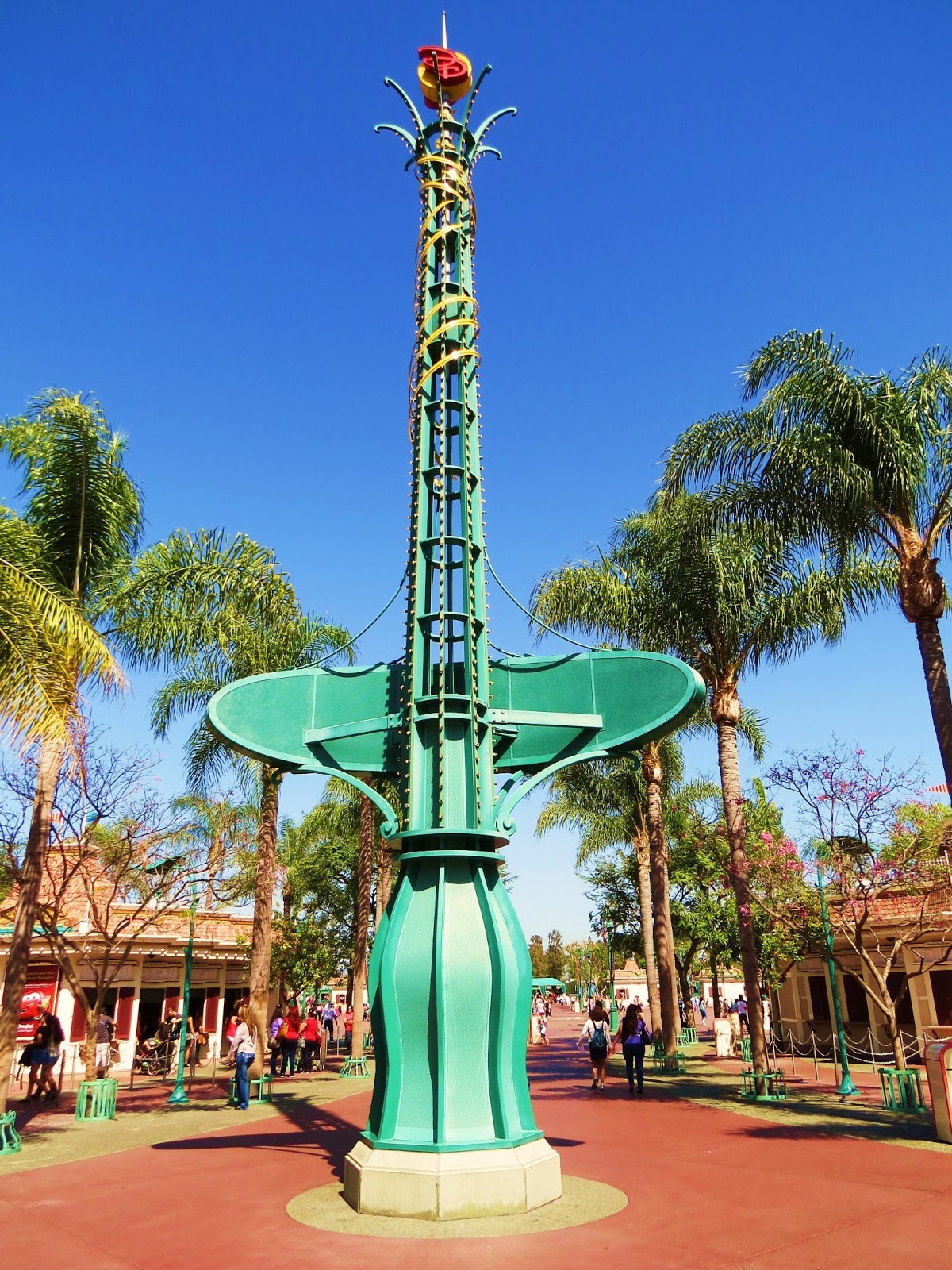CALIFORNIA DREAMIN': DOWNTOWN DISNEY, ANAHEIM, CALIFORNIA
