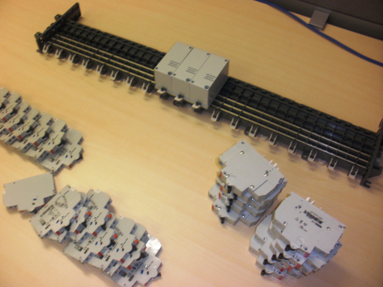 SMISSLINE: SmissLine Инструкция по применению: сборка панели на 200А ...