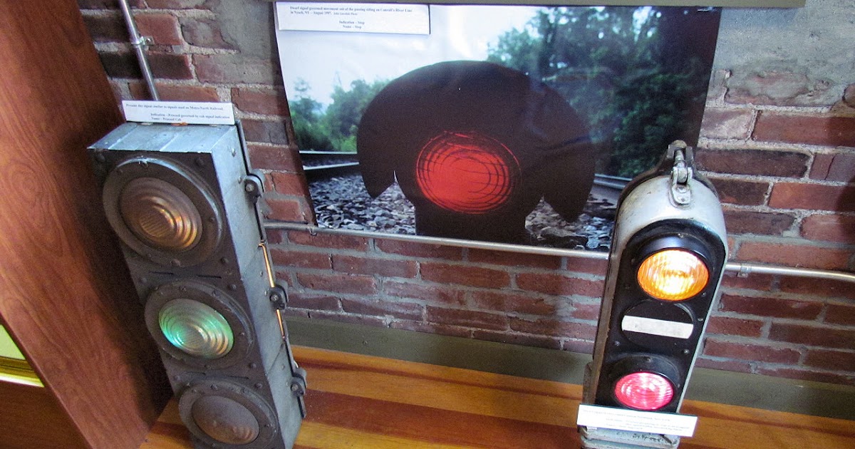 The Position Light: The Many Signals of Penn Station