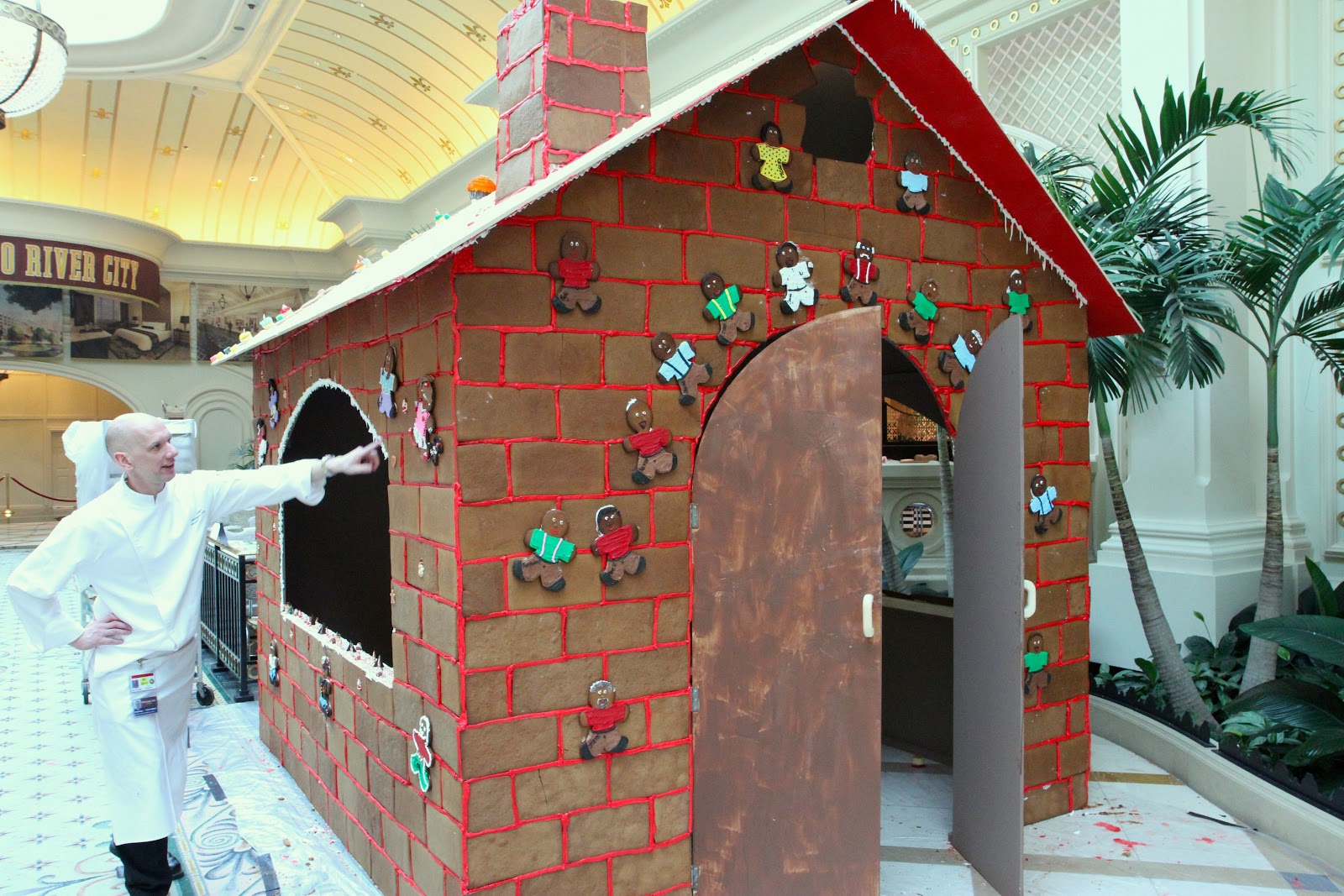 Capital Cooking with Lauren DeSantis: Dine Inside a Life-Size ...