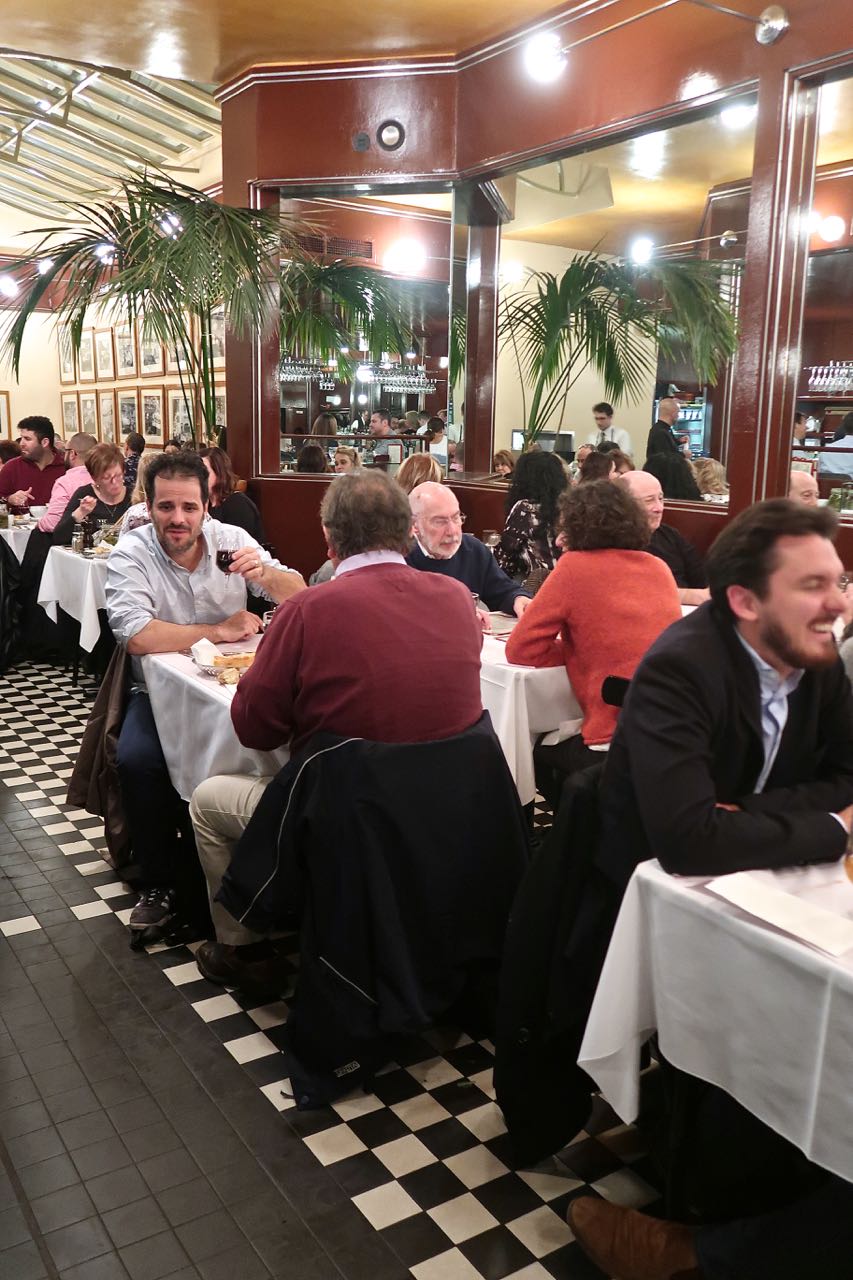 Scrumpdillyicious: L'Express: A Montreal Bistro Classic on rue St-Denis