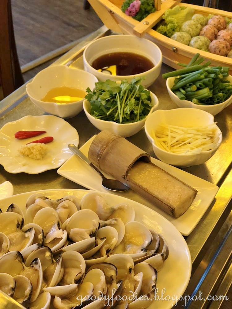 Yezi 椰子 Premium Coconut Steamboat @ The Roof, Bandar Utama ~ Ex-Cook