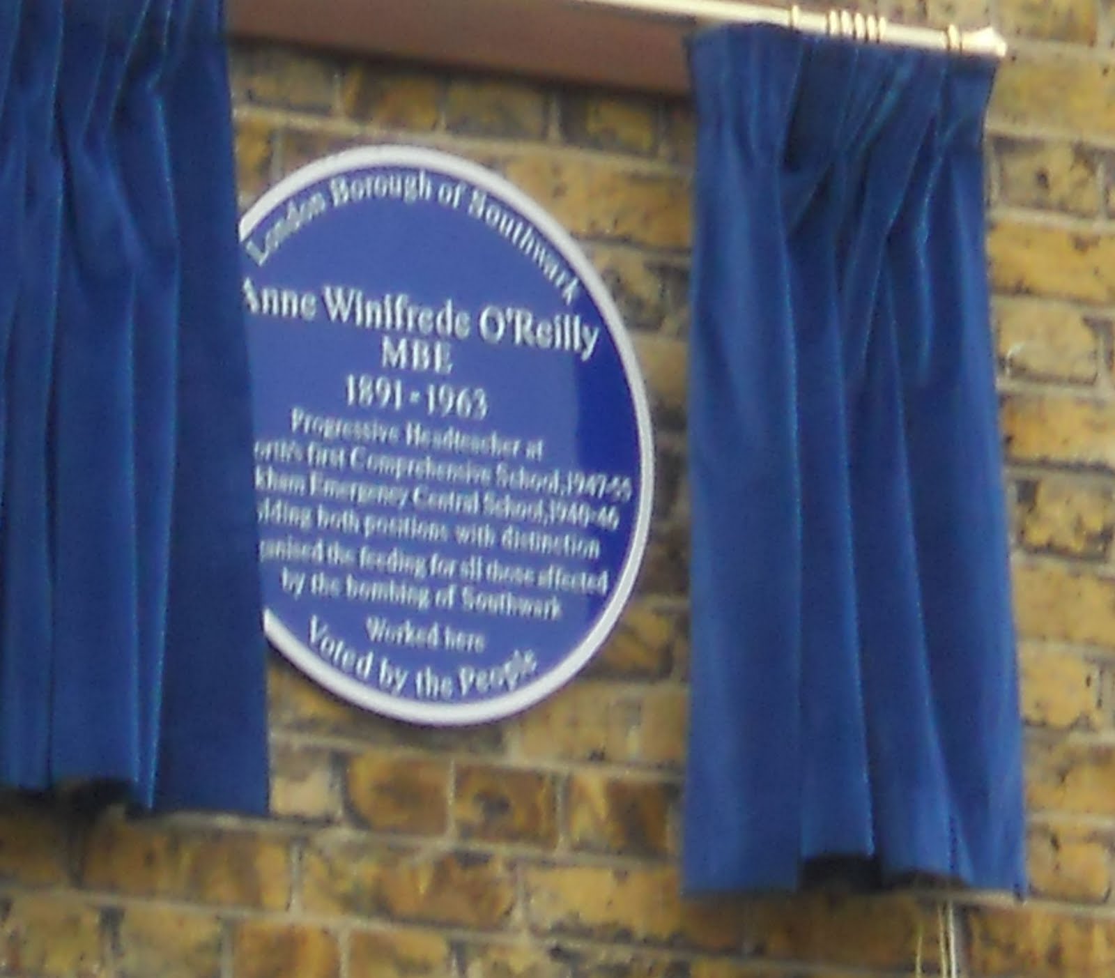 Pete Medway: Blue plaque for Miss O'Reilly