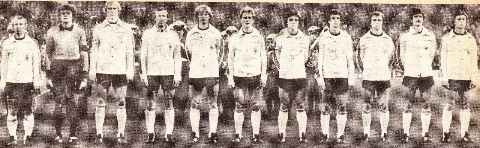 Soccer Nostalgia: Old Team Photographs-Part 24d