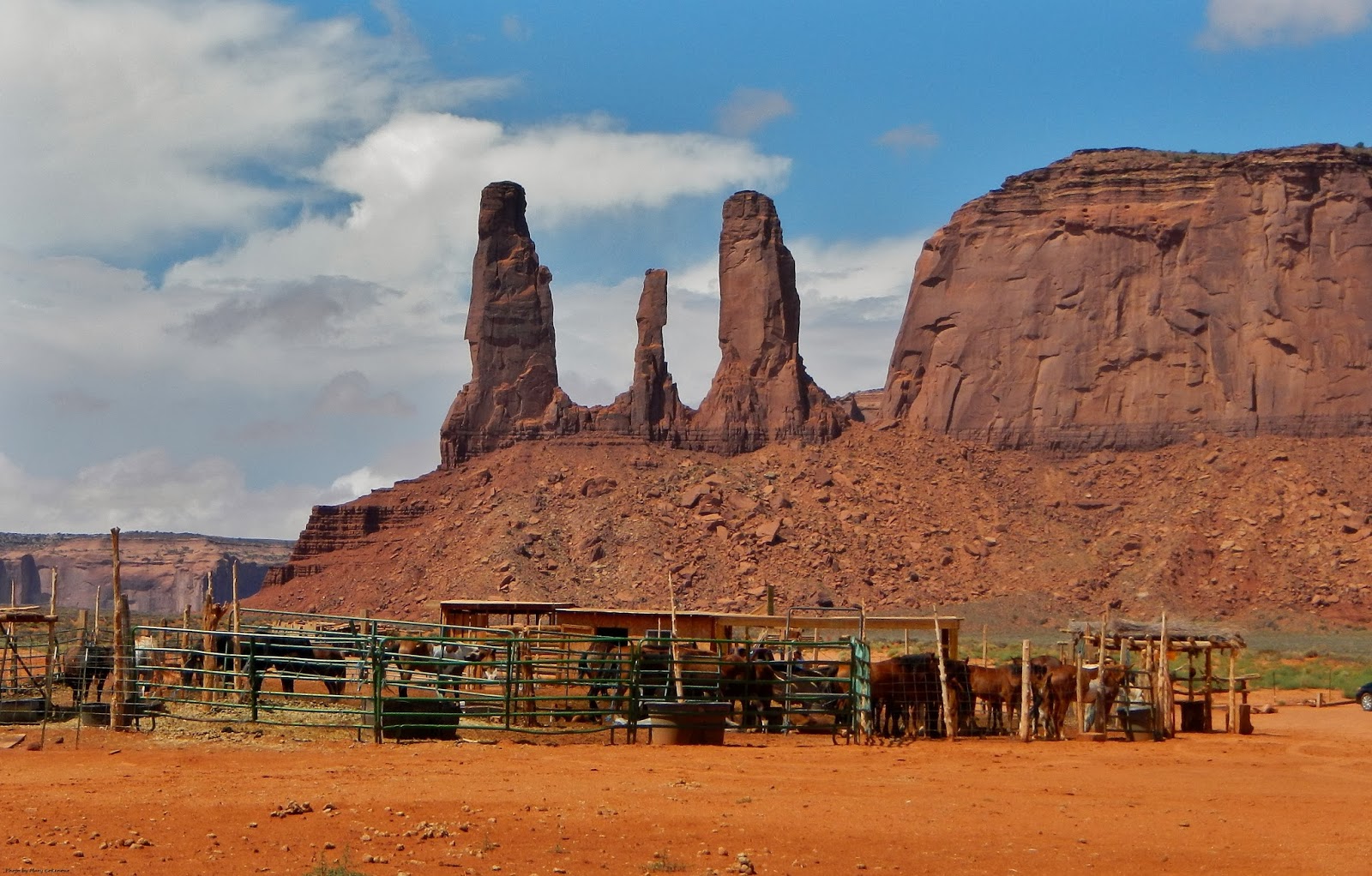 The Southwest Through Wide Brown Eyes: The Monument Valley Tour Begins.