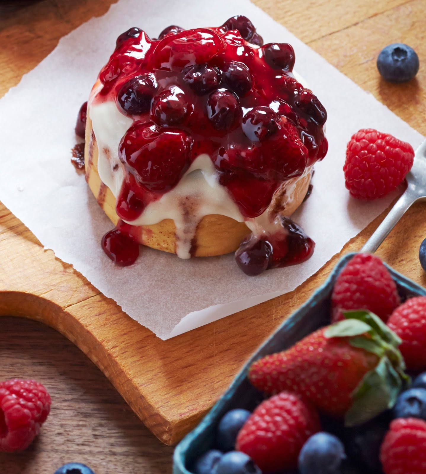 Cinnabon Mixed Berry Minibon: Mix, Roll and Bake with Maia | Rockstarmomma