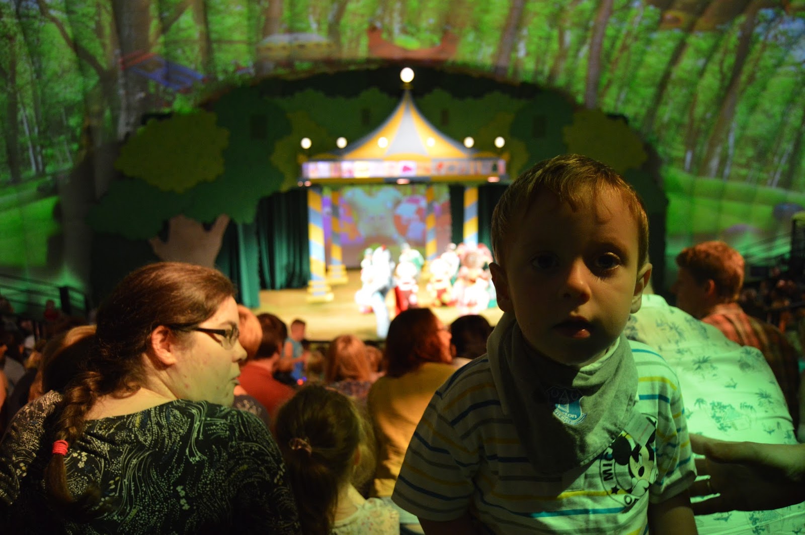 Playdays and Runways: In The Night Garden Live - The Ninky Nonk Show Review