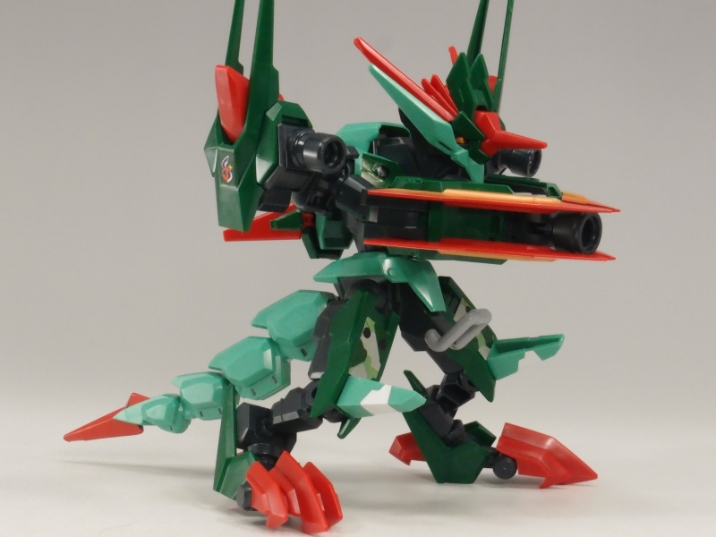 大光明株式會社: 1/1 紙箱戰機WARS LBX 048 トライヴァイン 開盒報告 (From KenBill Blog)