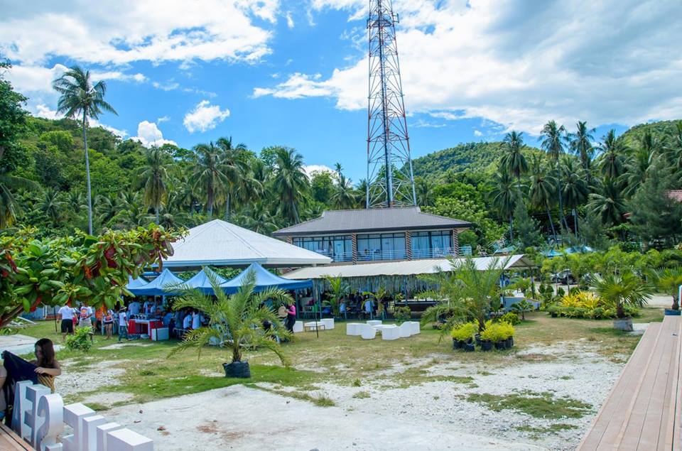 Palanas by the Sea - Boljoon, Cebu PH | TravelsomeChic