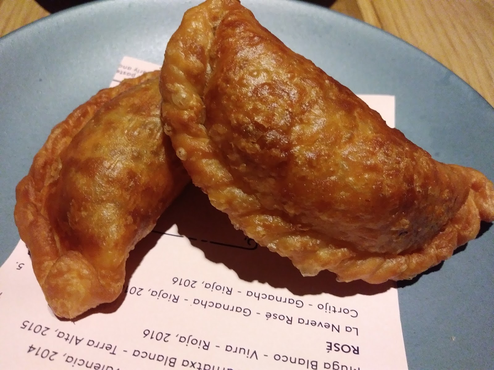 FRIED CHICKEN LIPS: Bar Mercado