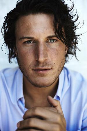 Los Ojos del Espectador: Aaron jakubenko