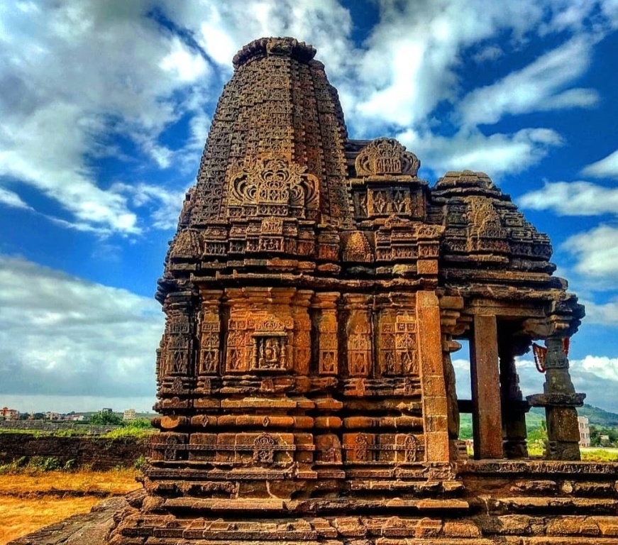Hindu Temples of India: Gondeshwar Temple, Sinnar, Nashik, Maharashtra