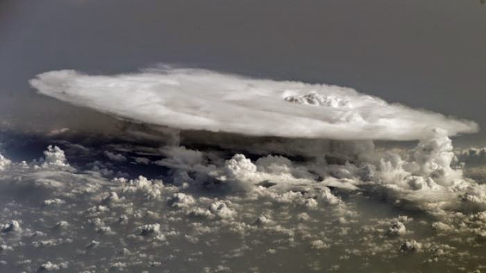 Foto NASA Awan Cumulonimbus