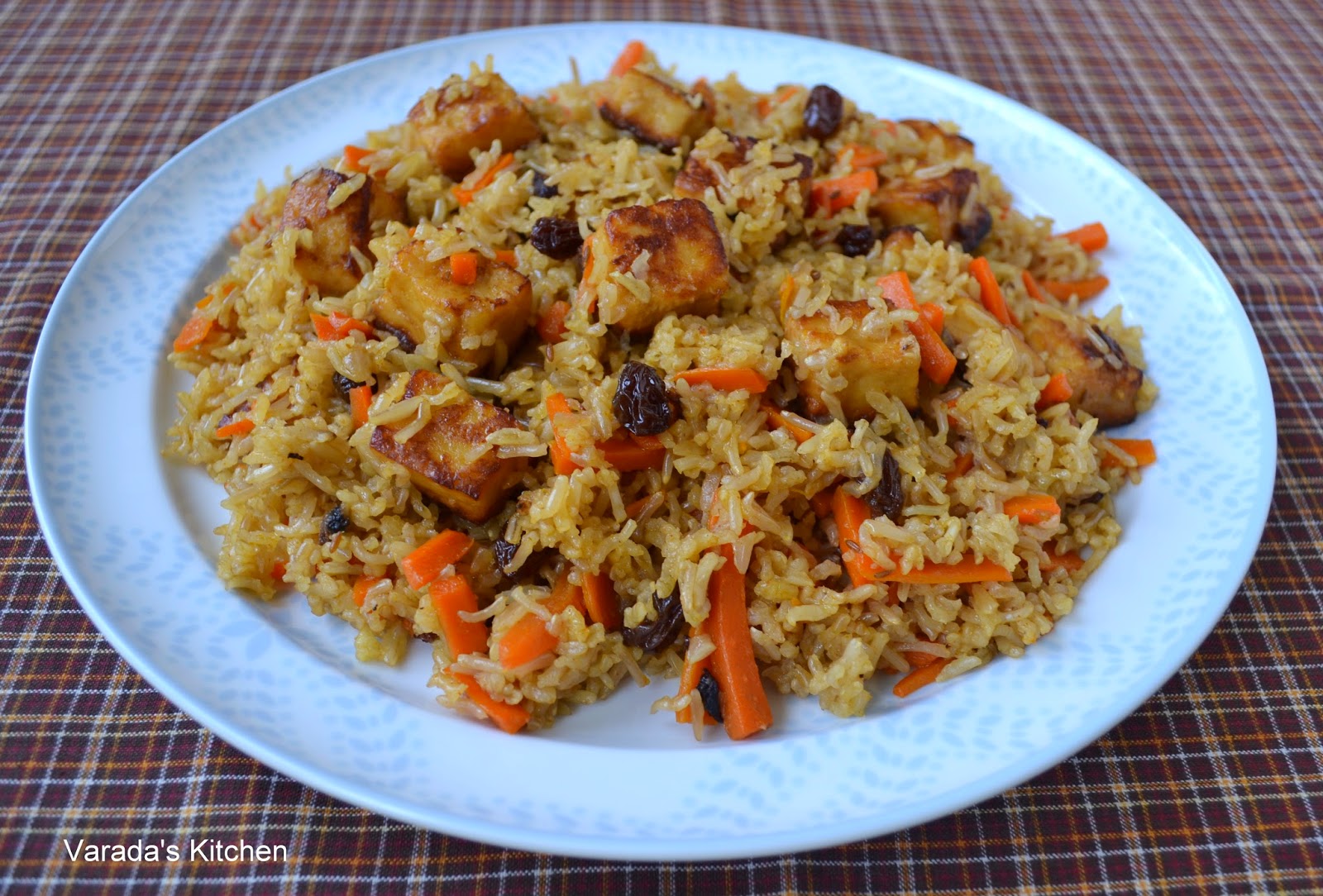 Varada's Kitchen: Uyghur Polo (Paneer Carrot Pilaf)