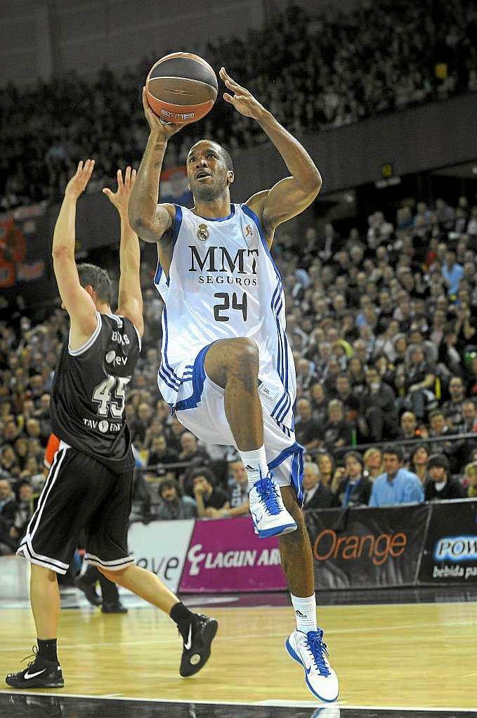 Eterno Campeón: Clay Tucker,Un madridista en tierras turcas