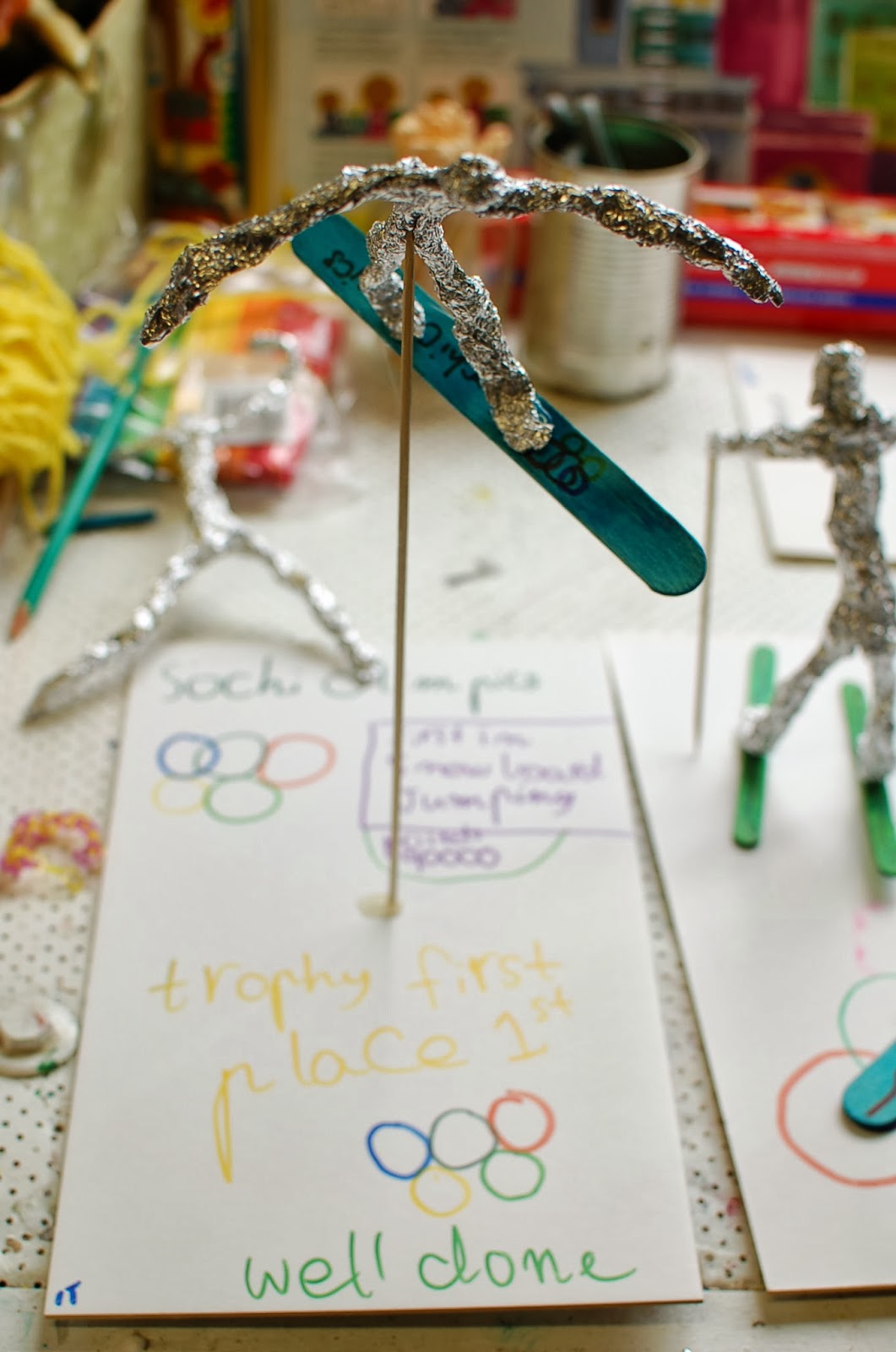 Sunnyside Art House: Winter Olympics Lesson - Part One (Tin Foil Trophies)