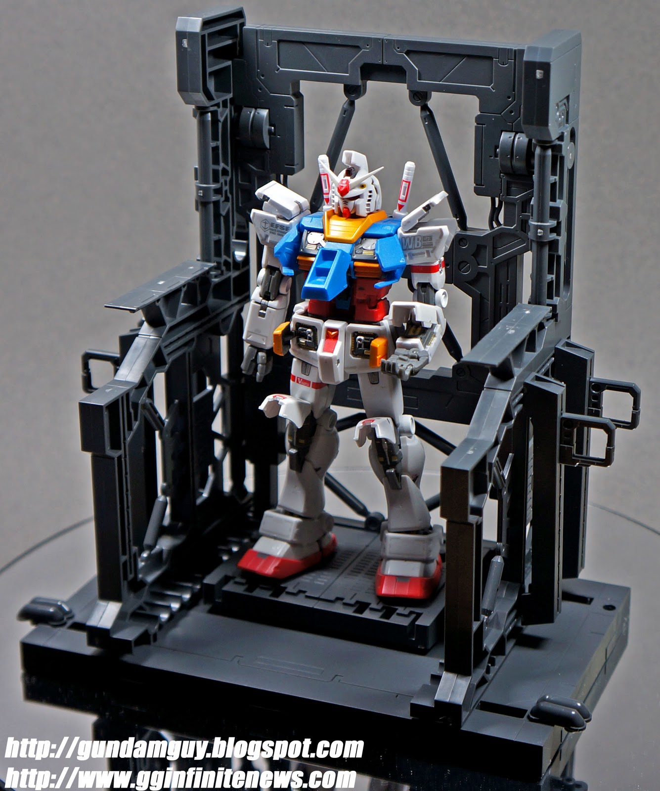 GUNDAM GUY: System Base 001 - Review by Gundam Guy