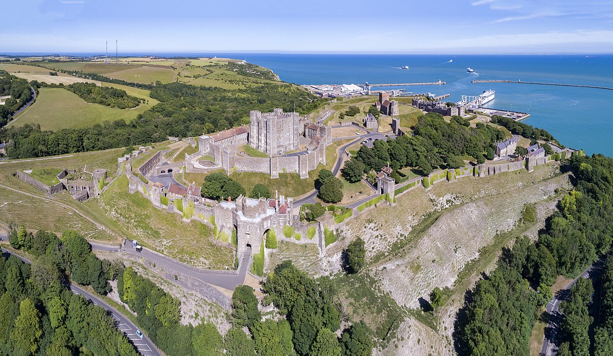 Clas Merdin: Tales from the Enchanted Island: Dover Castle: Gawain's Skull