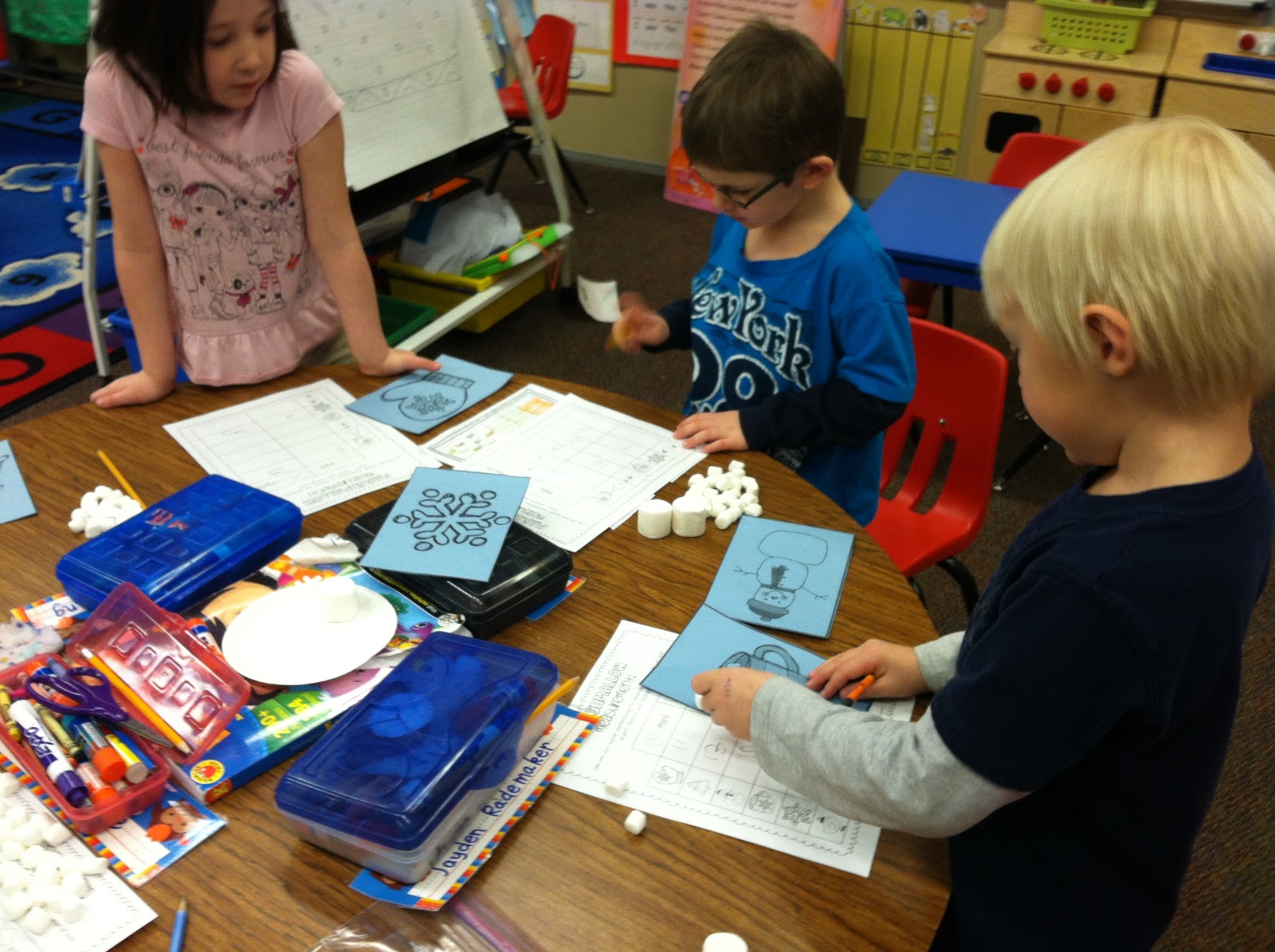 Happy Teaching & Happy Tech-ing!: Marshmallow Measuring