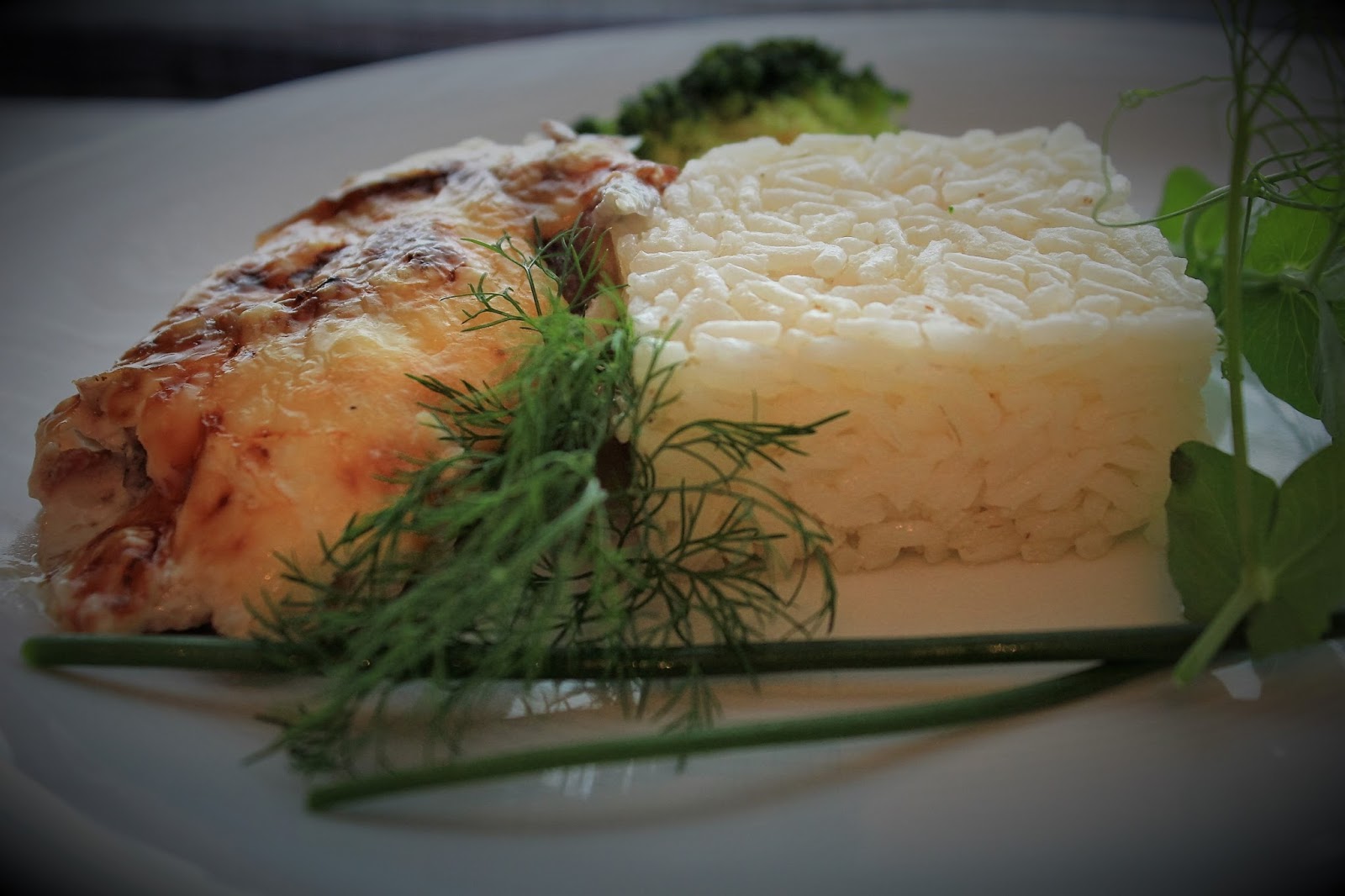 Midagi Mõnusat : PUNASE SIBULA JA PEEKONIGA KÜPSETATUD HAUG KRÕBEDAS ...