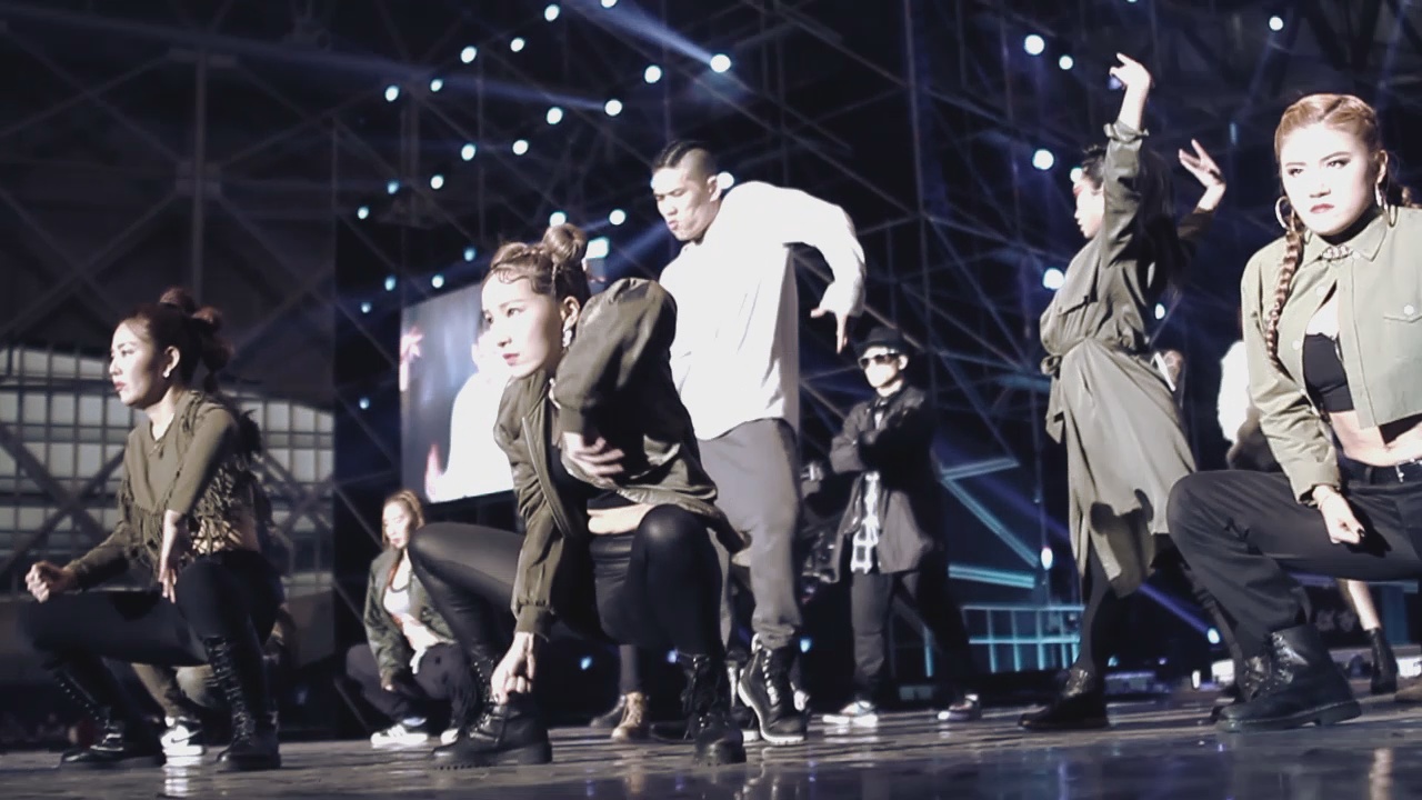 MONSTER WOOFAM: MONSTER WOO FAM TRAILER 2015