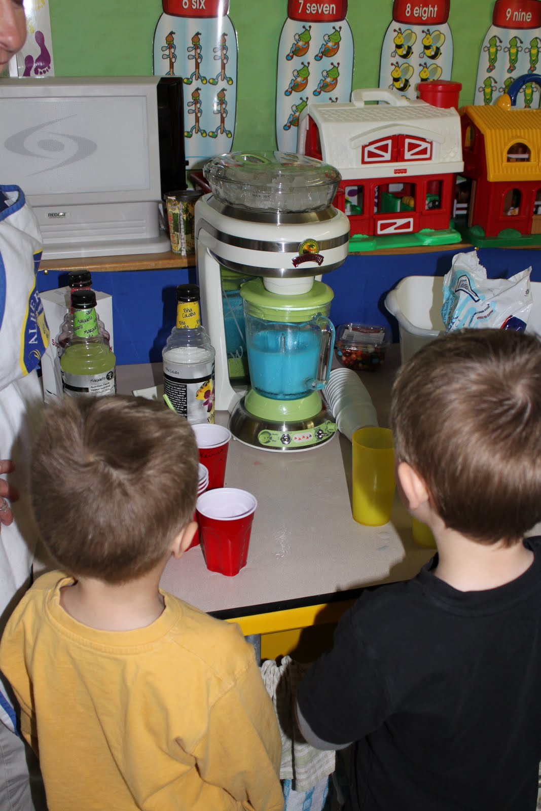 Teach-a-Saurus: Preschool Spaaaaaahhhhhhh Day!