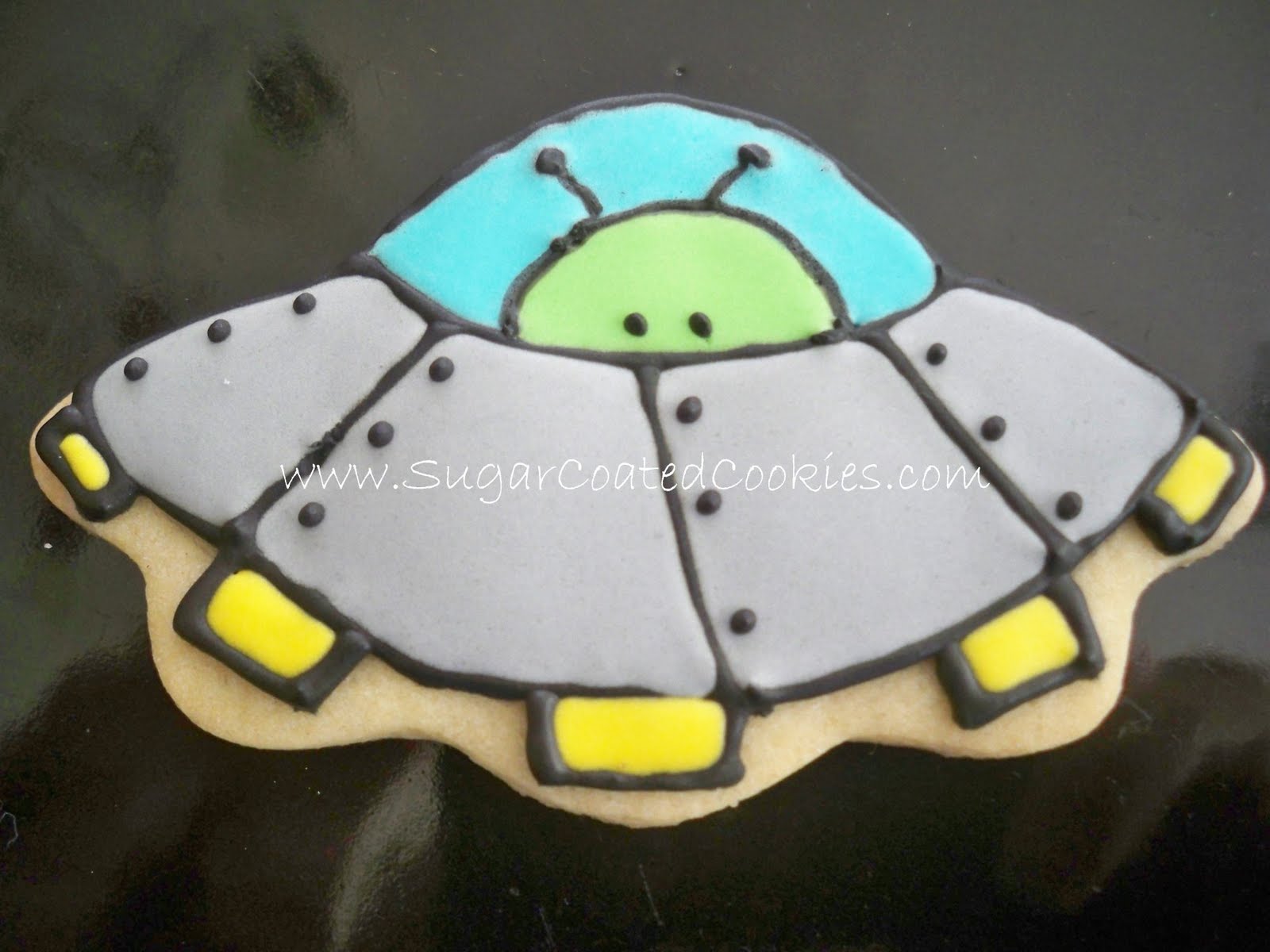 SugarCoated Cookies: Aliens, baseballs and goldfish... oh my!