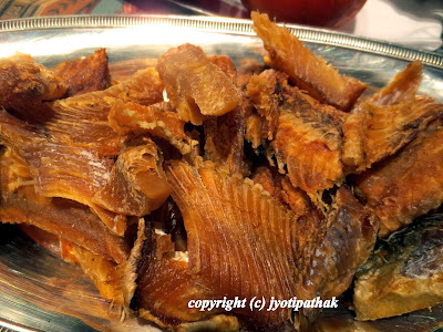 Taste of Nepal: Tomato Pickle with Sukuti Fish - (गोलभेडा को अचारमा ...