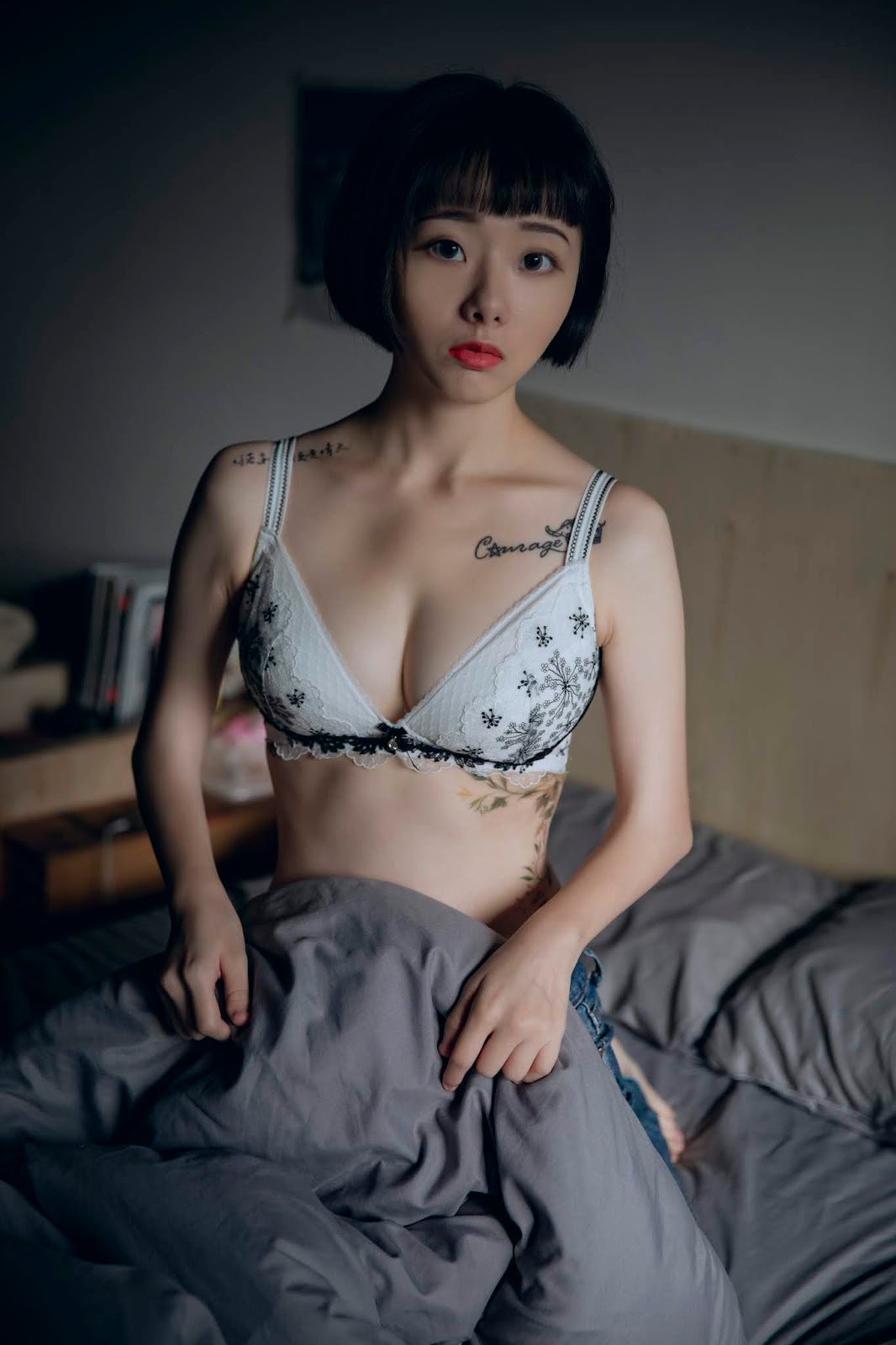 NO.15 The Room Girl V-Coco | Yi-Hung Wu影像作品集