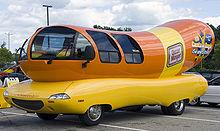 Franklin Matters: Oscar Mayer Wienermobile at Big Y