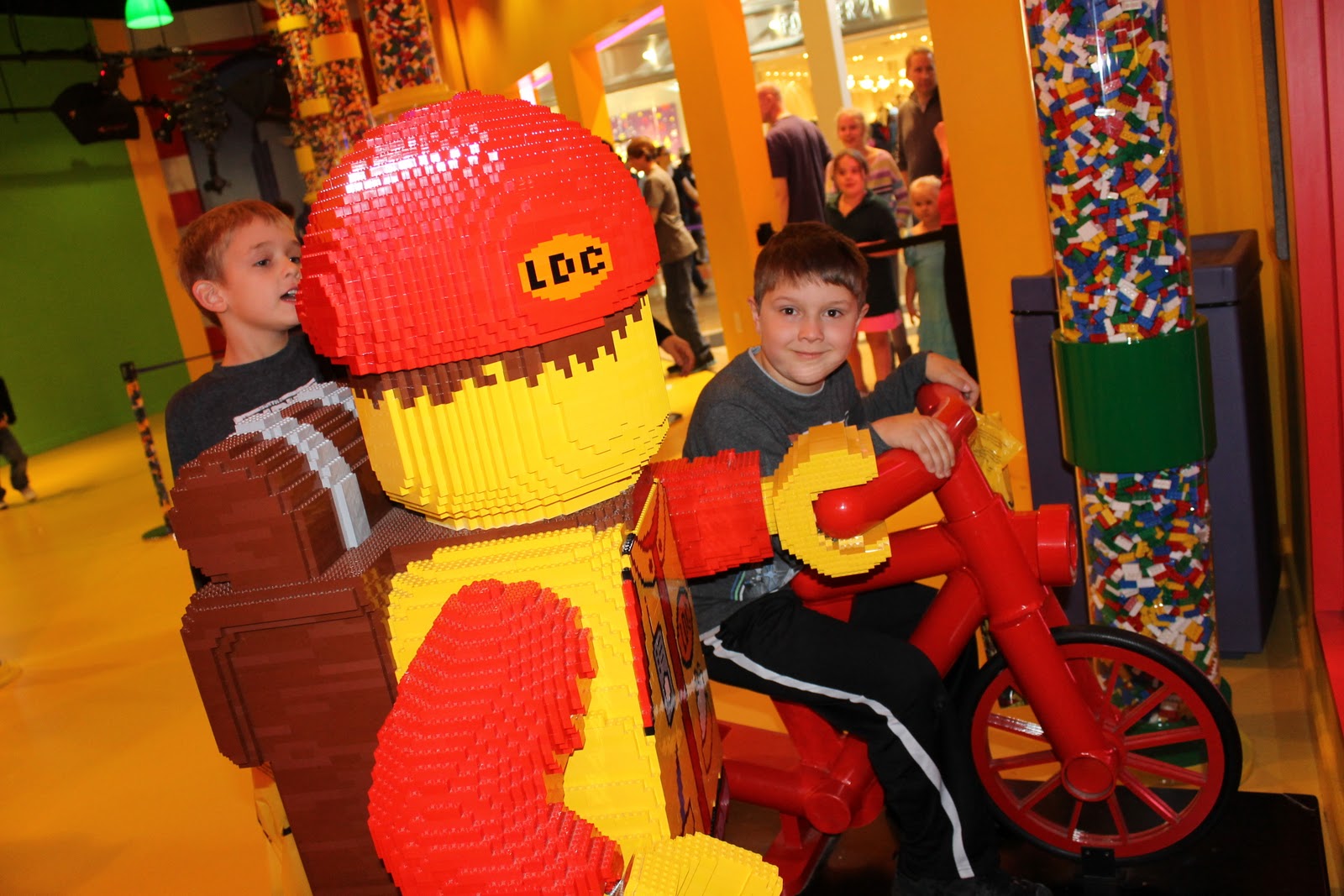 THE ADVENTURES OF TEAM DANGER: The LEGO Cul-De-Sac