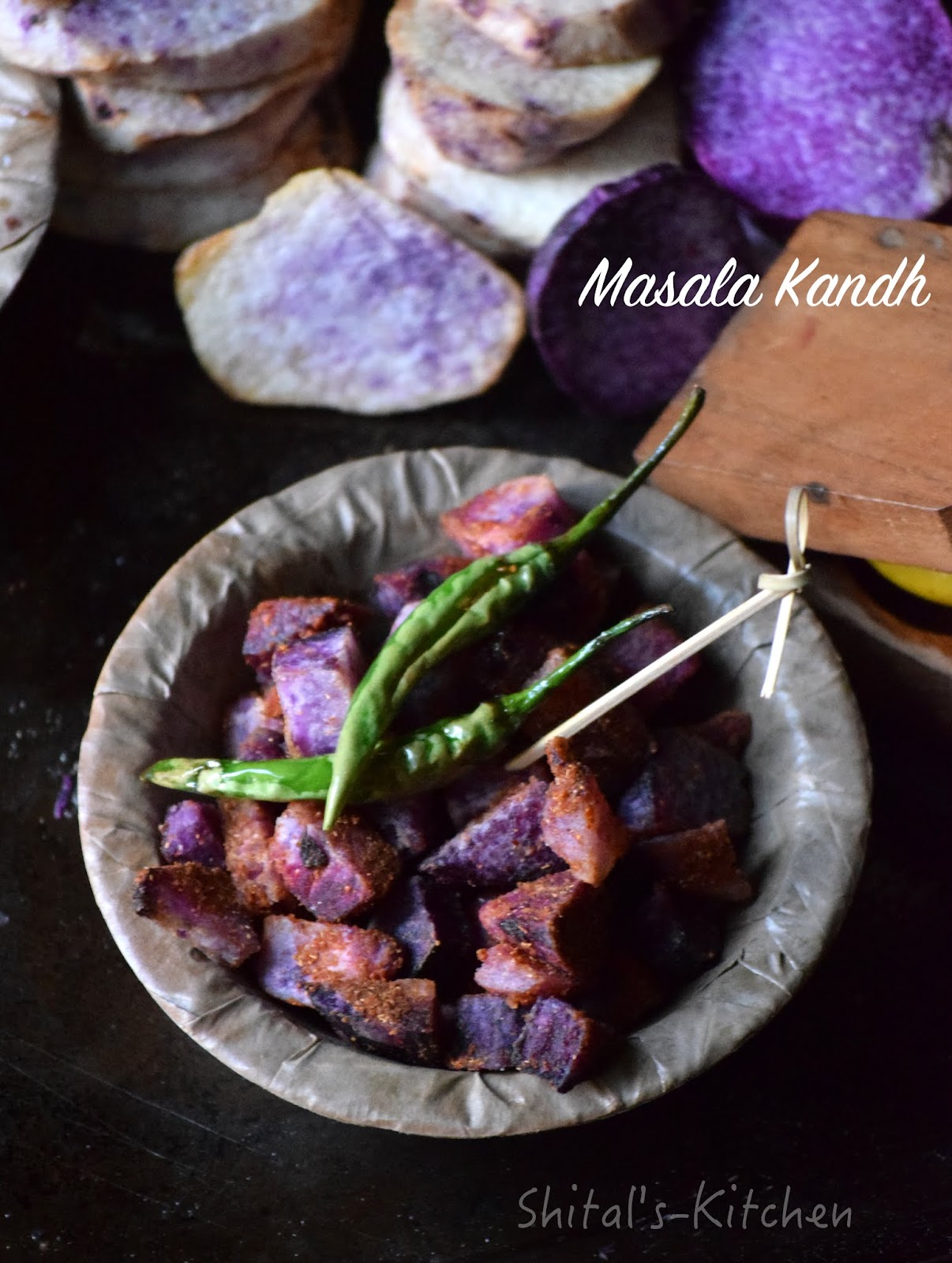 Shital's-Kitchen: Masala Kandh/Ratalu