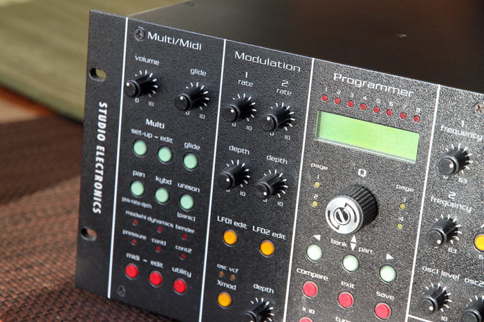 MATRIXSYNTH: Studio Electronics Omega 8 Analog Synthesizer w/Moog ...