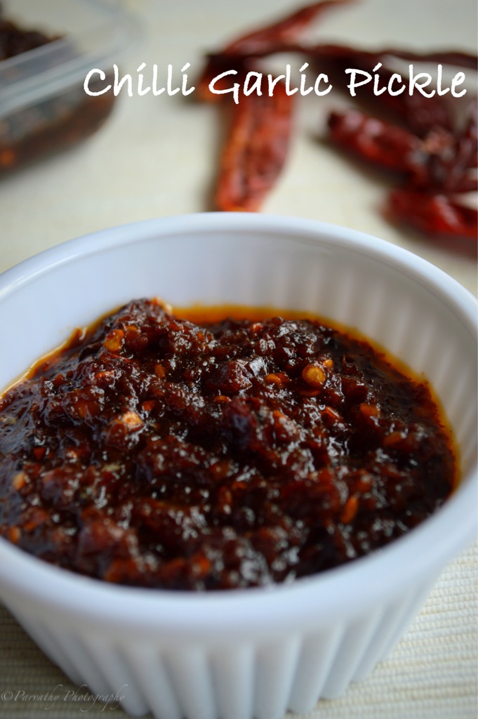 Paru's Kitchen: Chilli-Garlic Pickle Recipe