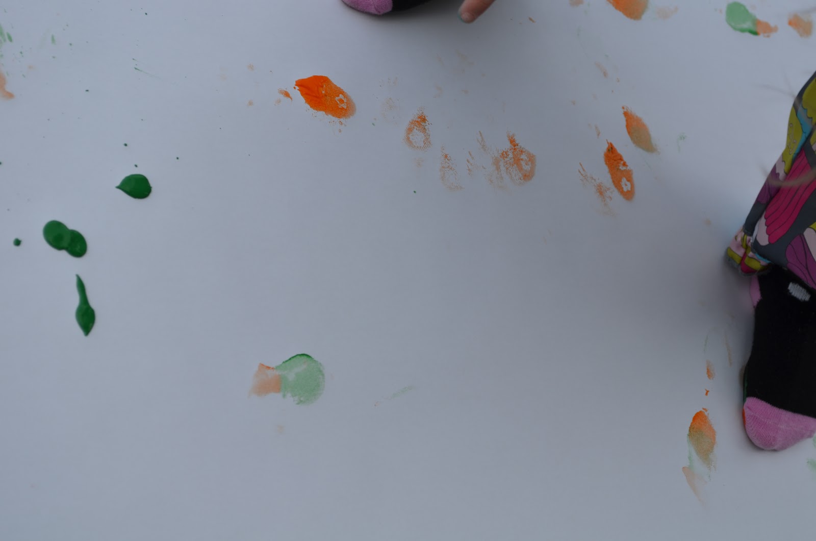 Tot Treasures: Stomp Painting