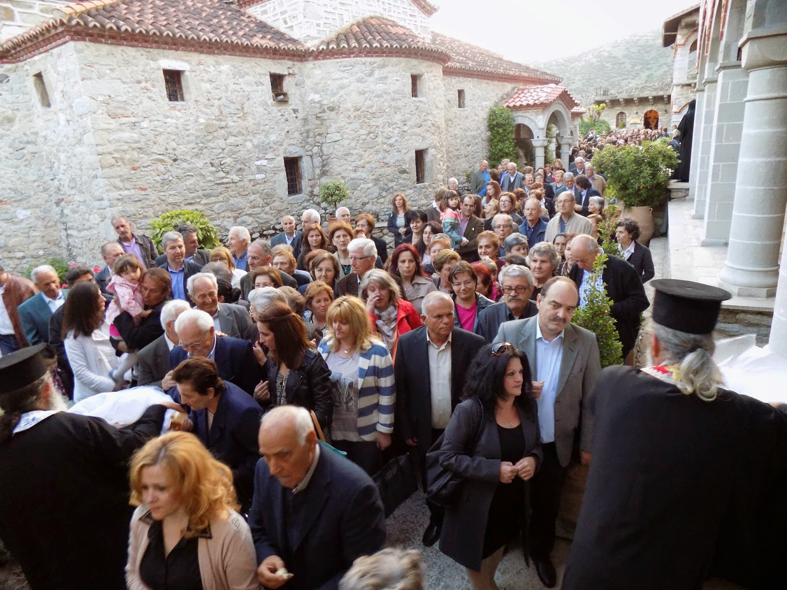 ΕΤΣΙ ΠΑΝΗΓΥΡΙΣΕ ΤΟ ΖΑΡΚΟ ΤΡΙΚΑΛΩΝ ~ ΚΡΗΝΗ ΤΡΙΚΑΛΩΝ BLOG