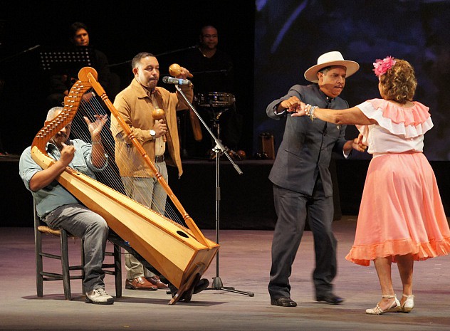 Venezuela, Paraiso del Caribe.: Baile tradicional de Venezuela: El joropo