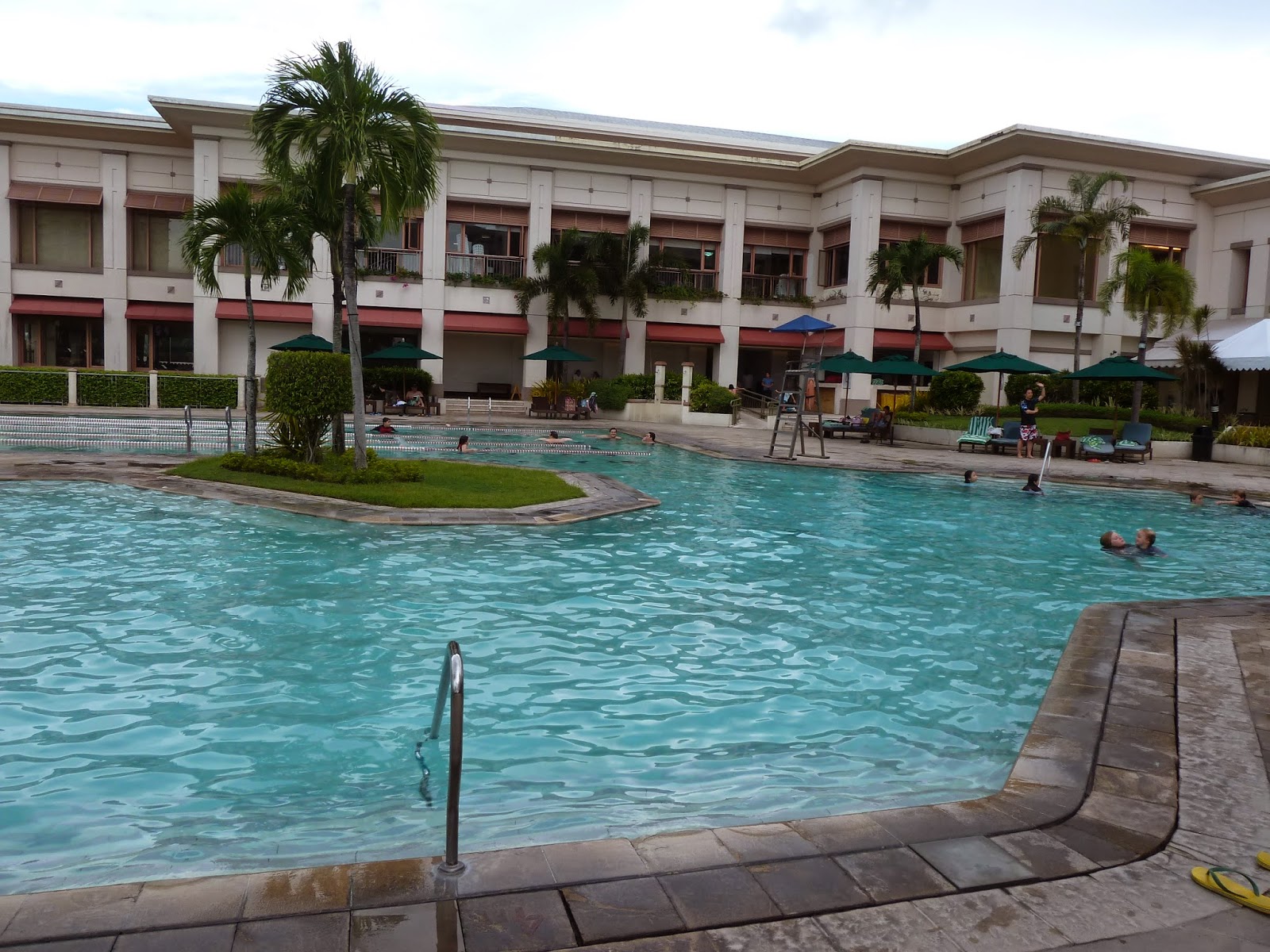 Kee Hua Chee Live!: DAY 3 IN MANILA----VISITING PALMS COUNTRY CLUB AT ...