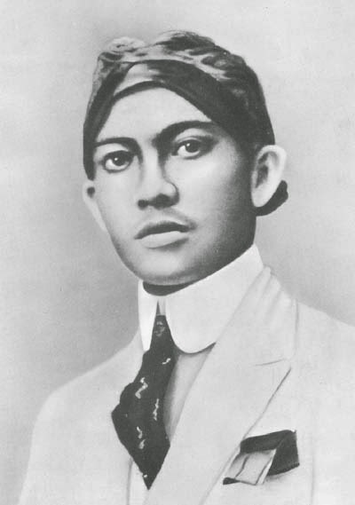 Awal Pendidikan Politik Soekarno Muda ~ SANGGAR INTELEKTUAL