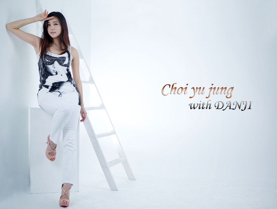 Beautyfull Girl: Choi Yu Jung In White