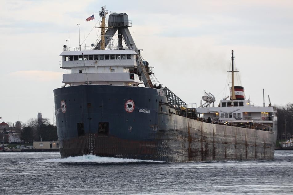 Michigan Exposures: Algorail Between the Raindrops