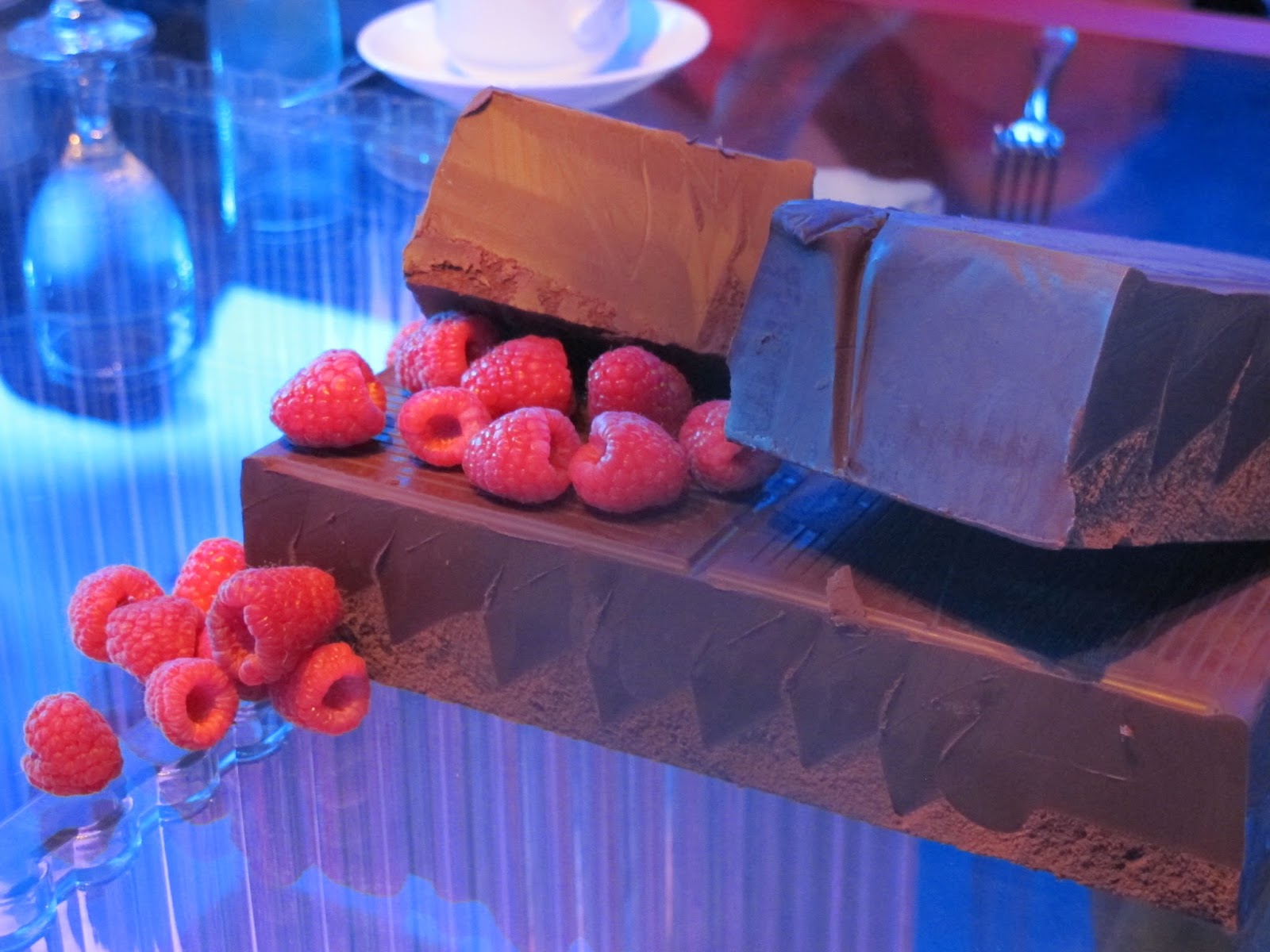 Magnum Infinity - ARTSY FARTSY AVA