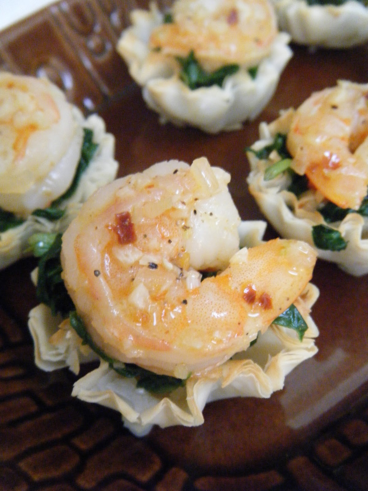 A Side Dish of Sanity: Spicy garlic shrimp canapes