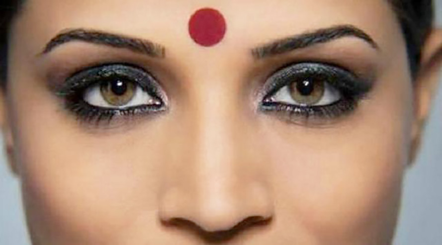 The Meaning of the Red Mark at the Forehead of the Indians - My Indonesian