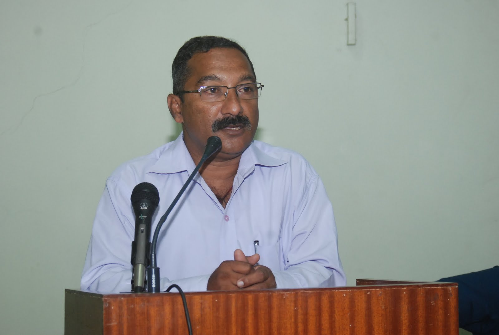 JOHN AGUIAR: CM RELEASES JOHN AGUIAR'S BOOKS "GULMOHAR" AND "OFFSIDE"