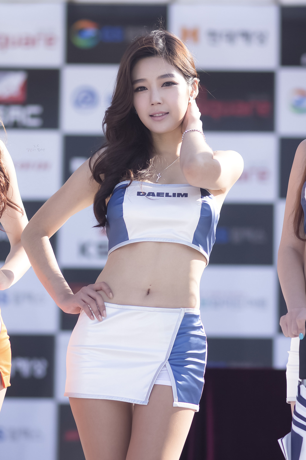 Jo Sang Hi at KSRC R4 2012 - blog girls