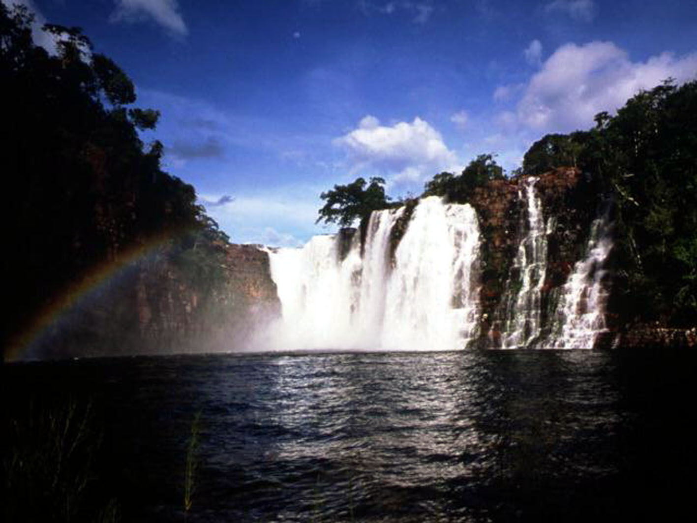 Şelale Ve Akarsu Resimleri: Şelale Resmi 24