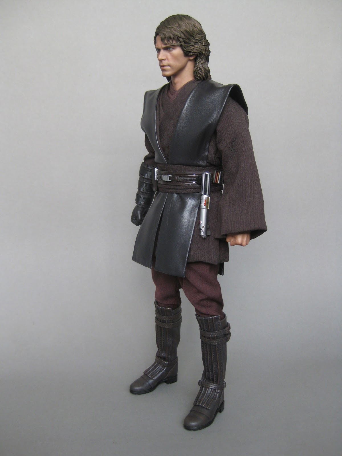deSMOnd Collection: Hot Toys 1/6 "Anakin Skywalker" in ROTS