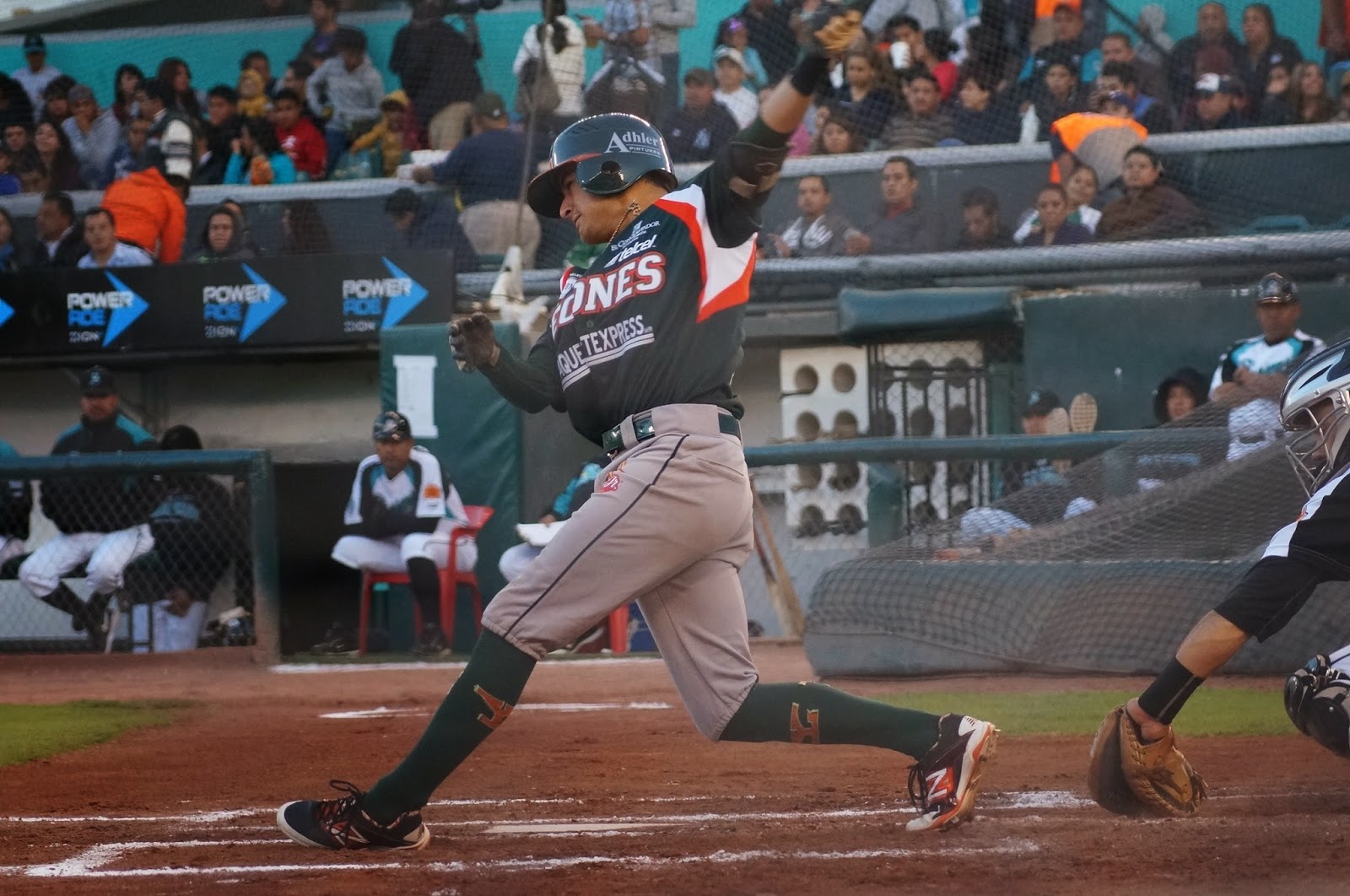BEISBOL CAMPECHANO: * LEONES OBTIENE EMOCIONANTE TRIUNFO EN SALTILLO