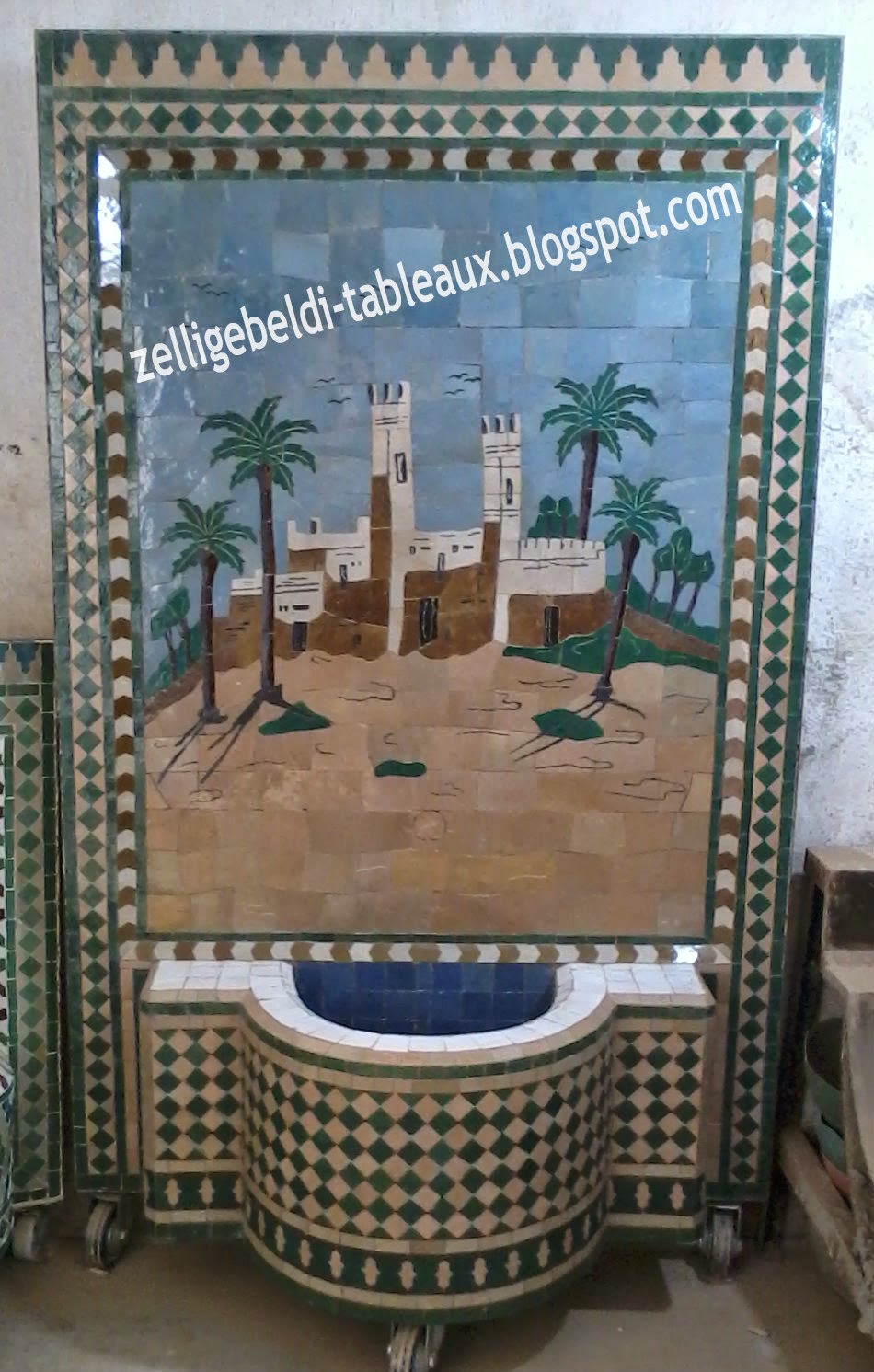 الزليج البلدي الفاسي (حسن بغداج) zellige beldi fassi: نافورة الزليج ...
